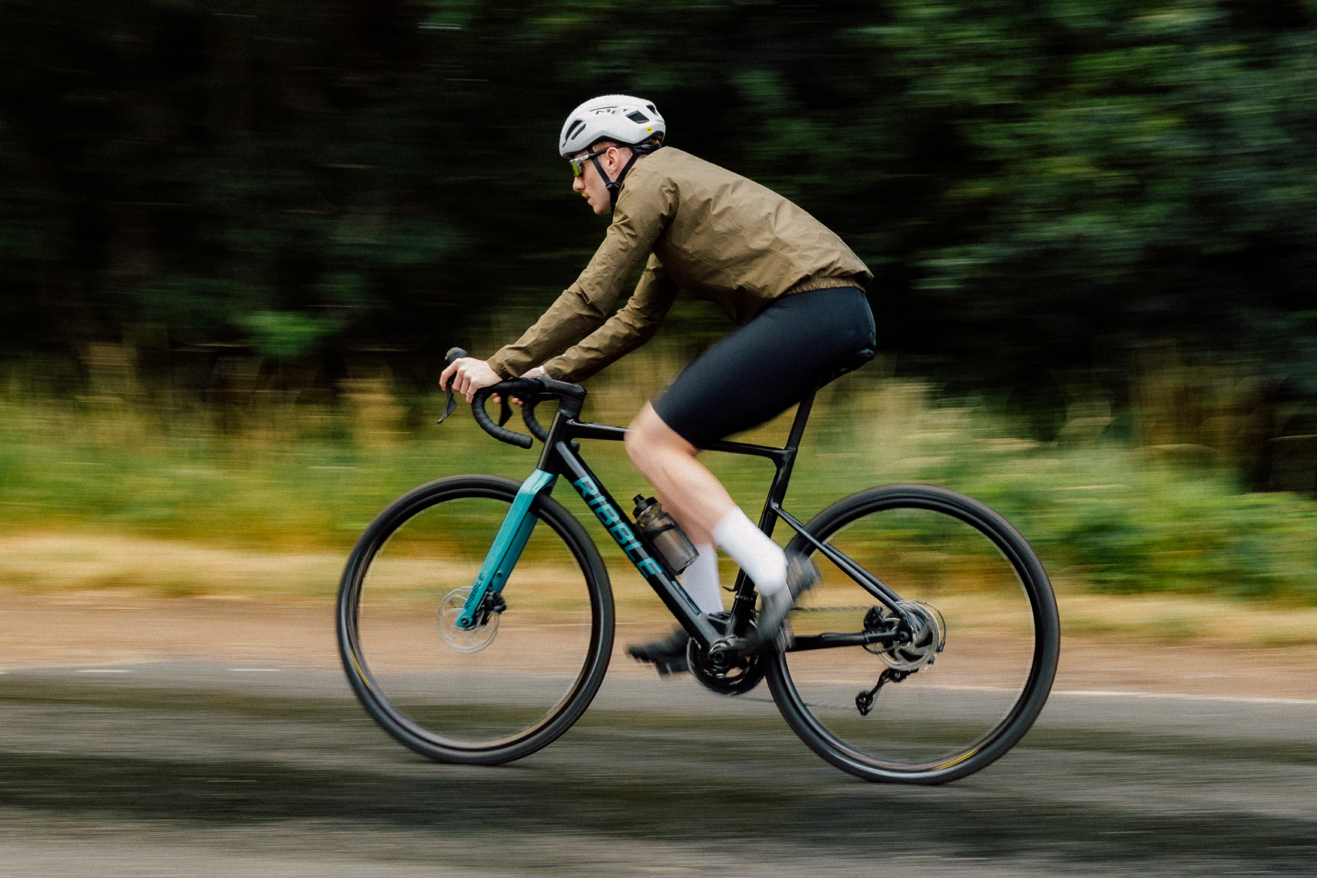 RIBBLE CGR E Series: MAHLE Systems for All-Terrain Versatility - MAHLE ...